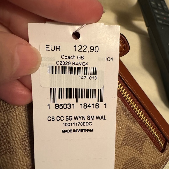 Coach | Bags | Coach Colorblock Coated Canvas Signature Wyn Small ...